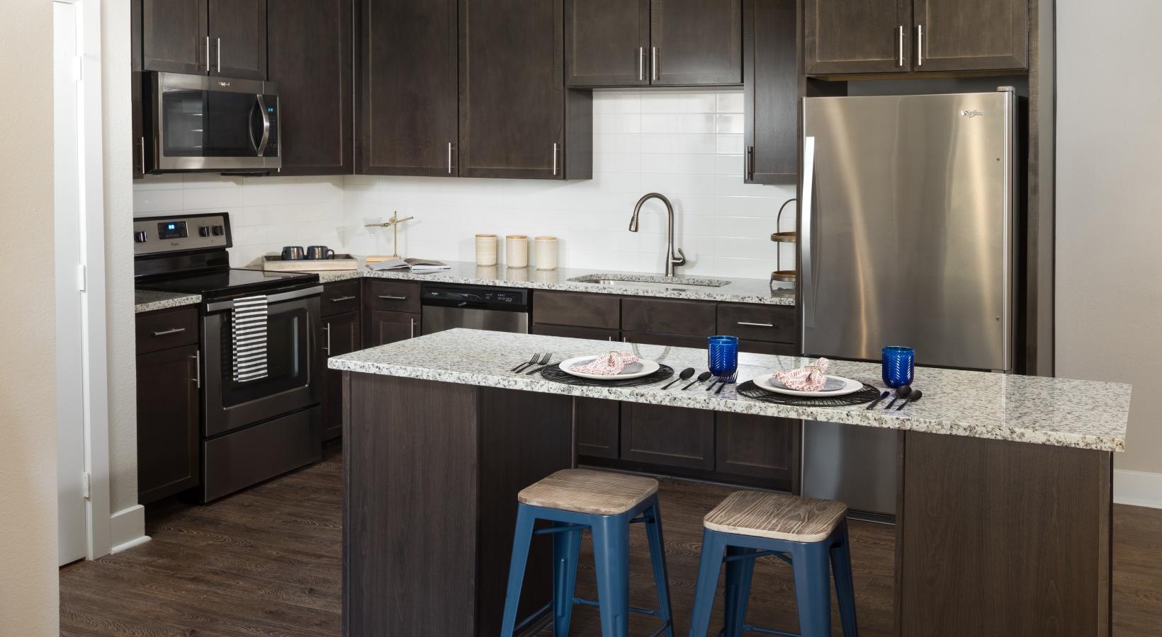 Crestview Commons: Apartments In North Austin, TX
